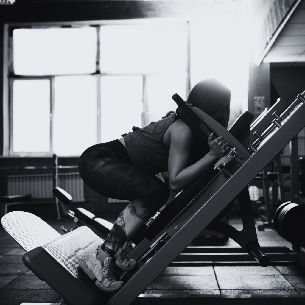 Mastering the Hack Squat: A Guide for Beginners | SBD Ireland – SBD ...